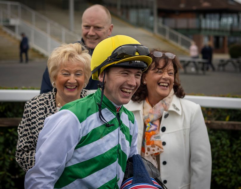 Jockeys' title race heats up as 642-1 treble sees Colin Keane reduce ...