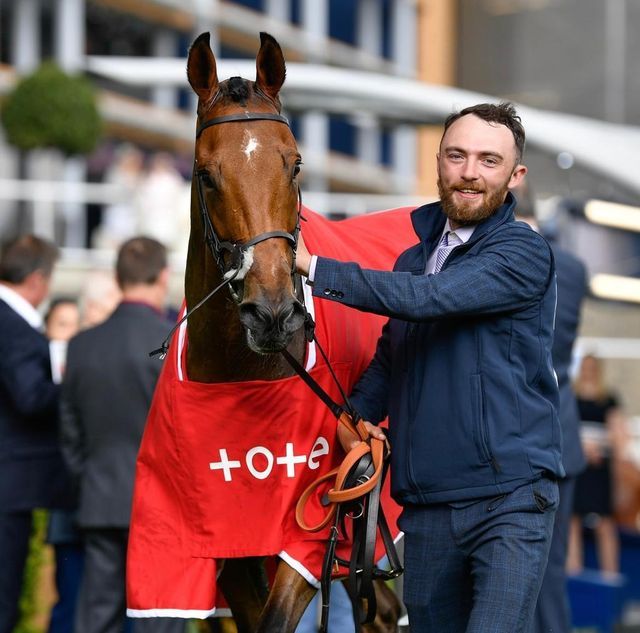 Kevin Philippart de Foy yard mourning death of work-rider and ...