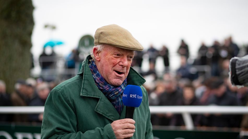 Legendary broadcaster Robert Hall's silks back on a racecourse for the ...