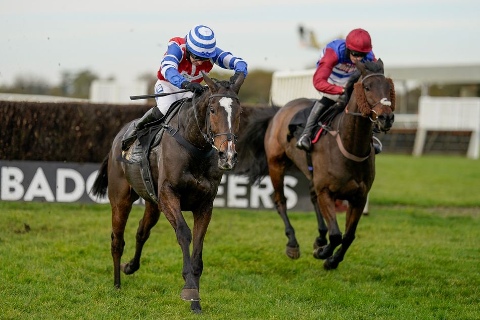 Confirmed runners and riders for the Grand Sefton Handicap Chase at ...