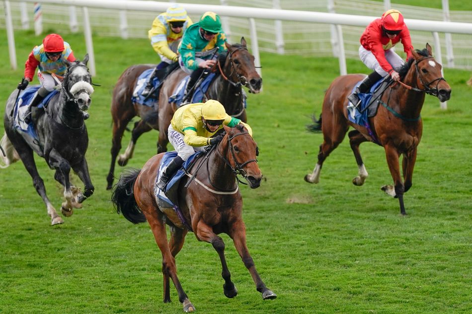 'He should have a good chance' - who will prevail in an ITV4 opener ...