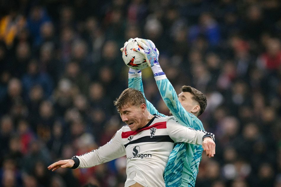 Simon Giles: Manchester United boss Amorim targets slow-burning success ...