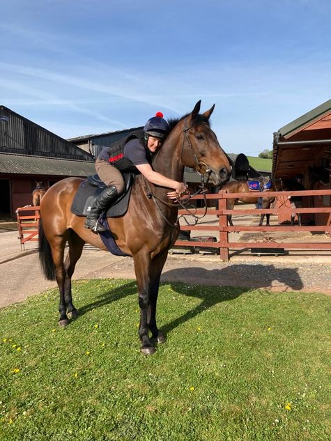 'He's not nasty' - Julia Batho hoping 'naughty' Pileon rewards her ...