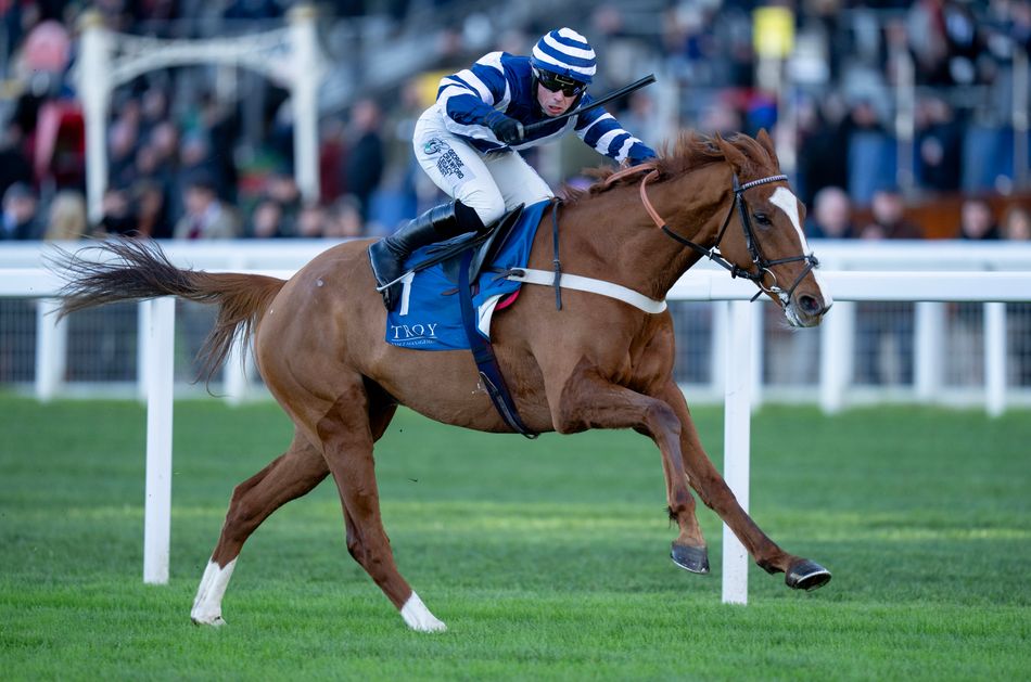 Celtic Dino win 'extra special' for Sam Thomas and Dai Walters and ...