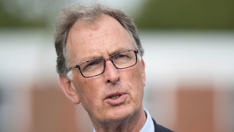 Roger Charlton says BHA should rethink farrier strategy after promising ...