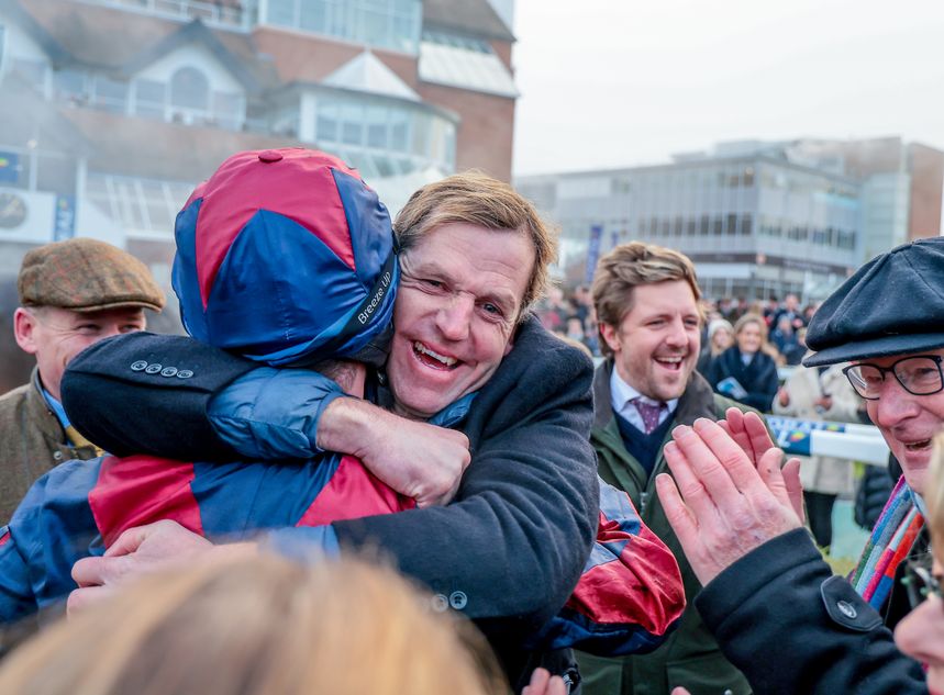 Jamie Snowden's fine form continues as 'lovely' Knights Affair makes ...