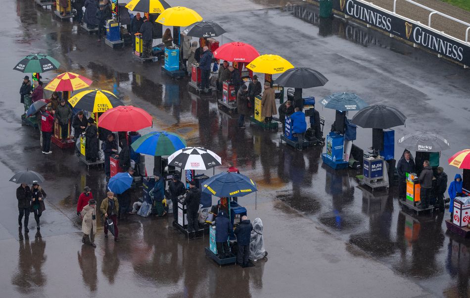 On-course bookies criticise plan to reduce 'dead' Cheltenham betting ...