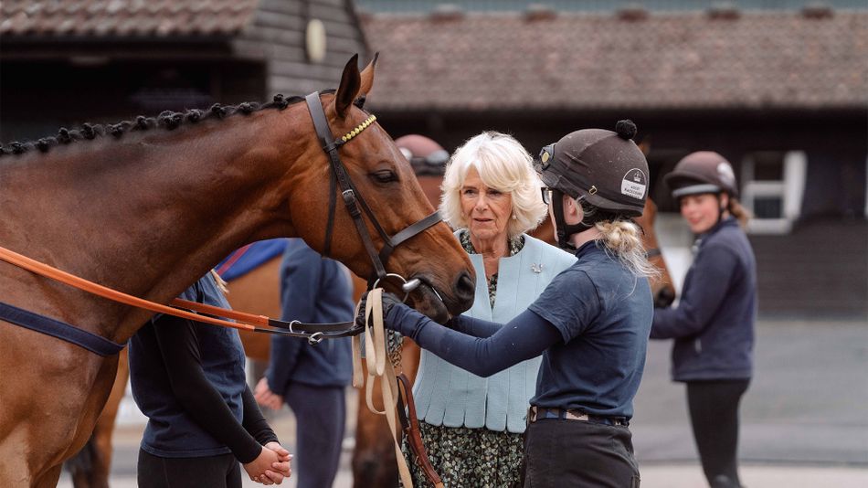 The Queen pays 'wonderful' visit to the British Racing School to mark ...