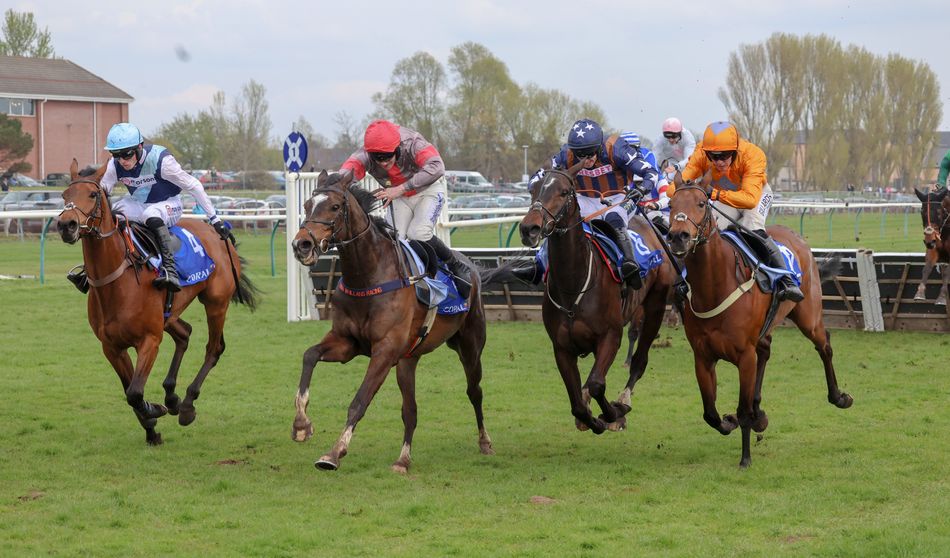 Ewan Whillans does it again as Cracking Rhapsody ends national drought ...