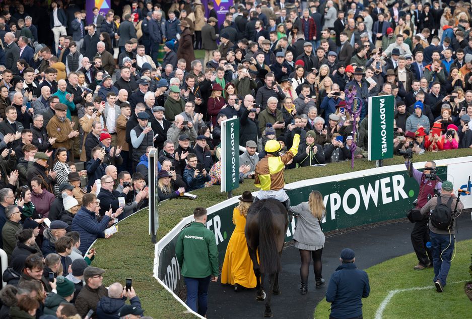 Leopardstown basks in record-breaking glow as Dublin Racing Festival ...
