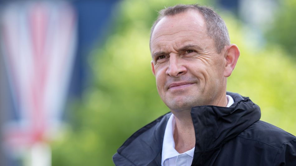 Chris Waller secures 150th Group 1 in fitting circumstances as Fangirl ...