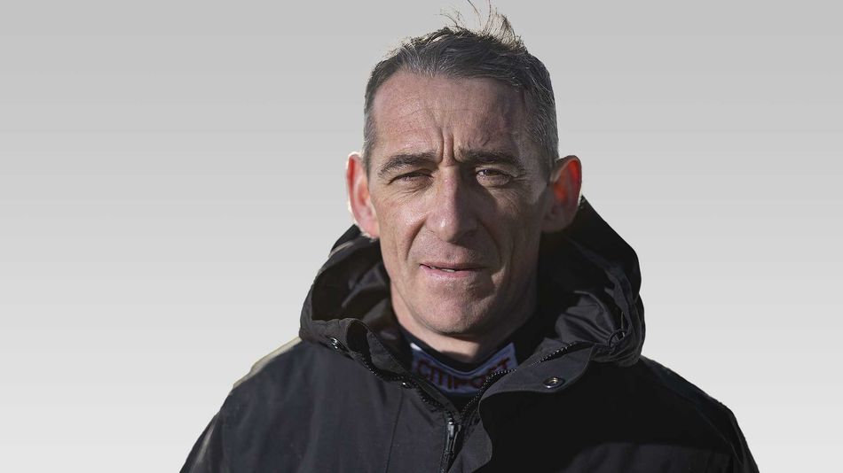 Davy Russell's Grand National guide: 'It’s noisy early on, plenty of ...