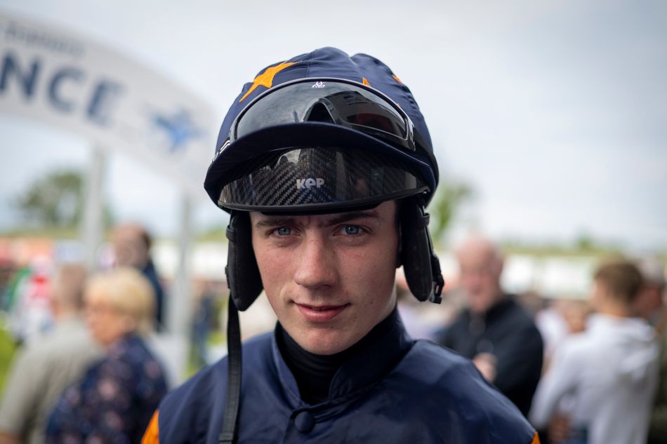 Danny Gilligan helps Gordon Elliott bookend meeting with victories ...