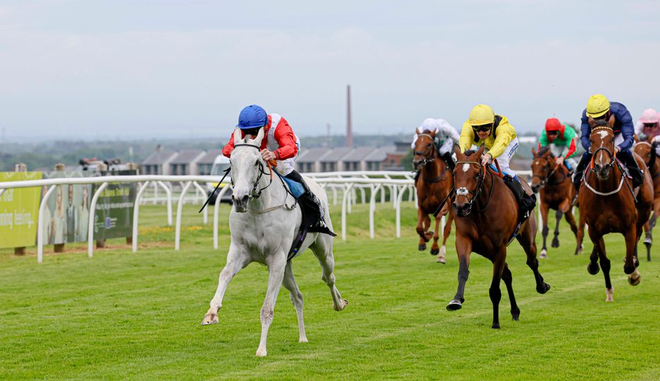 The weekend racing in Britain was weak - we need Saturdays to be better ...