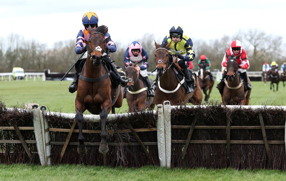 Harry Derham dedicates Teddy Blue's win to Michael O'Sullivan a day ...