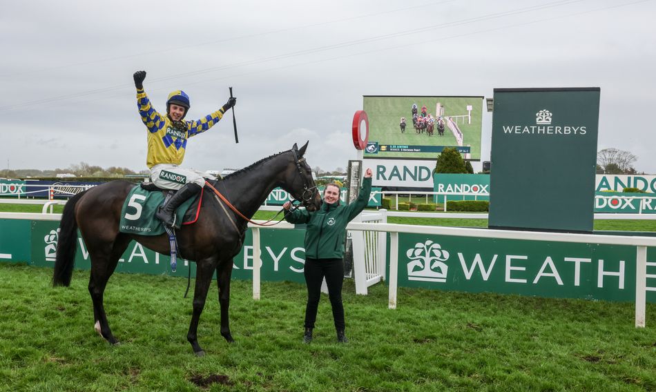 'He's obviously got a big engine' – Grade 2 bumper winner Horaces Pearl ...