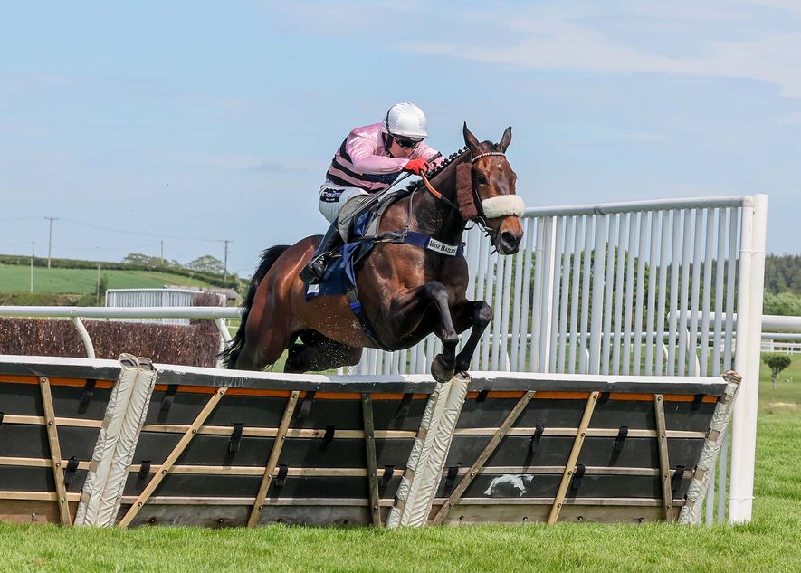 The Kemble Brewery victory marred by fatal injury to Keatley stalwart ...