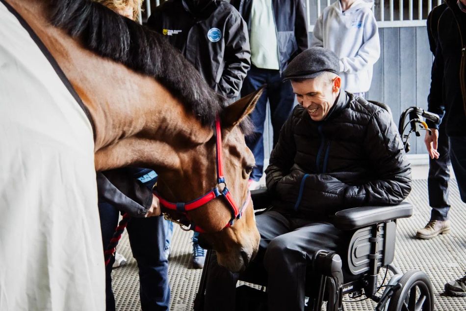 Thirsk stages second running of Graham Lee charity race for stable ...