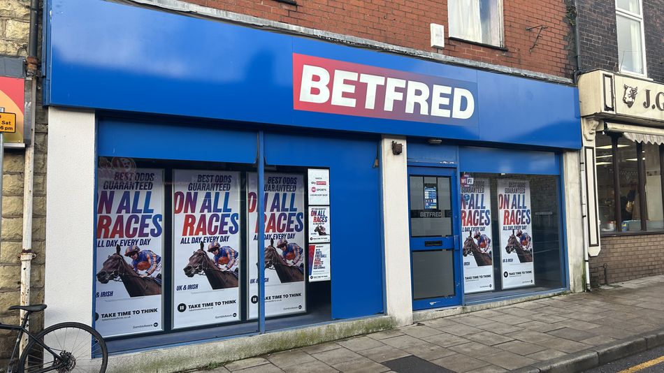 Betfred blackout continues as sides remain far apart in media rights ...
